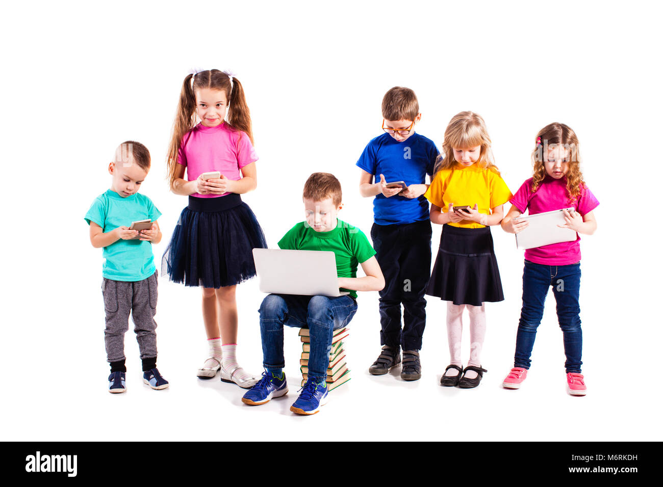 Children electronic gadgets hi-res stock photography and images - Alamy