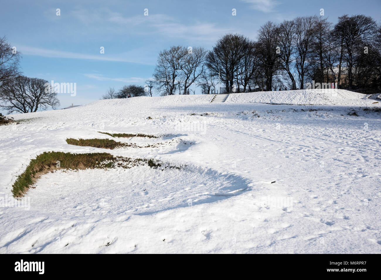 Closed golf course hi-res stock photography and images - Alamy