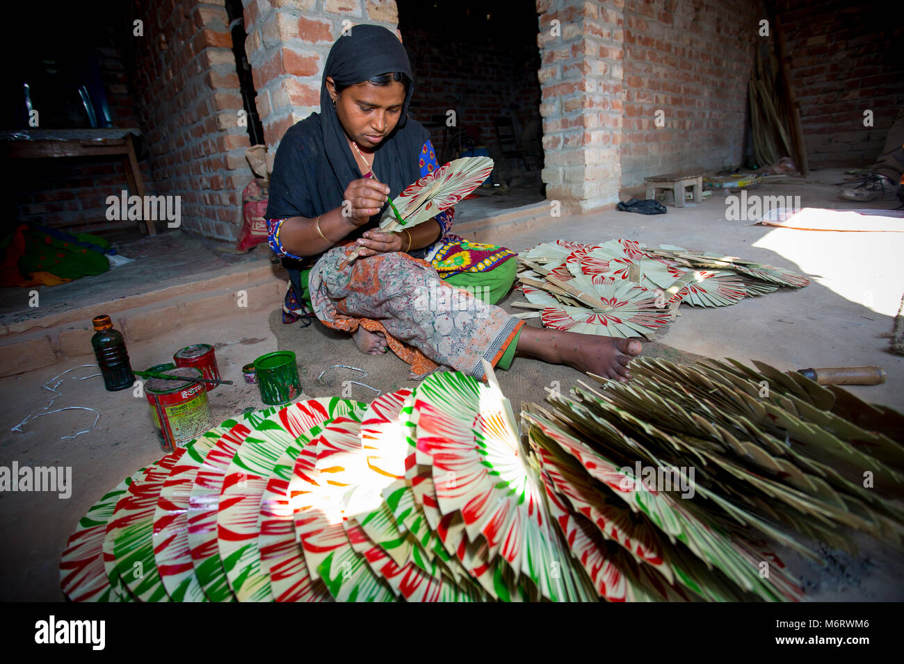 Palmyrah fan (Taal pata’r Pakha Stock Photo - Alamy