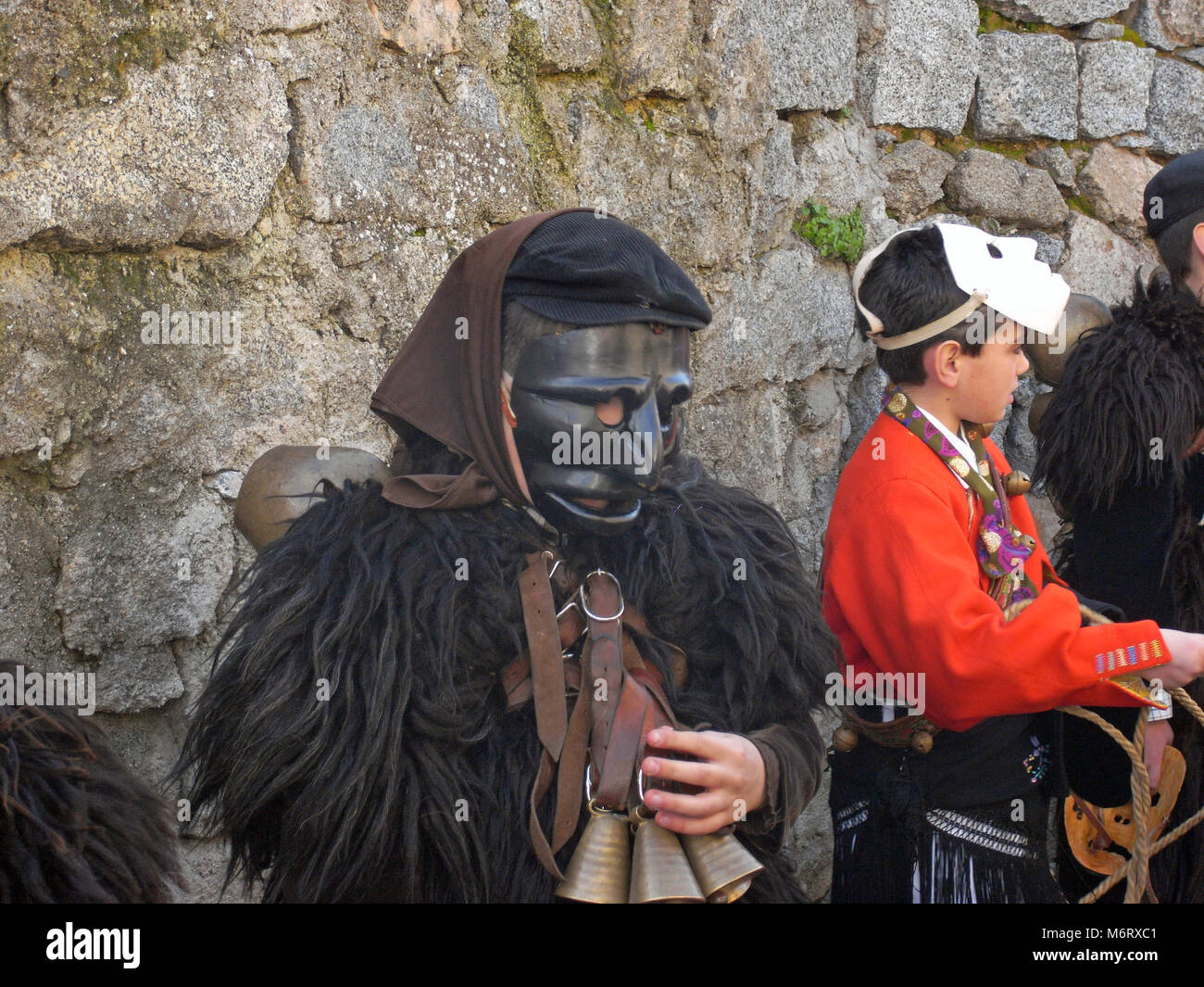 Mamoiada, Sardinia. Mammuthones traditional carnival Stock Photo - Alamy