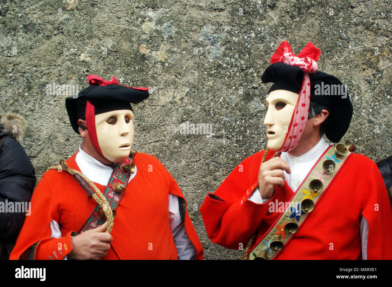 Mamoiada, Sardinia. Mammuthones traditional carnival Stock Photo - Alamy