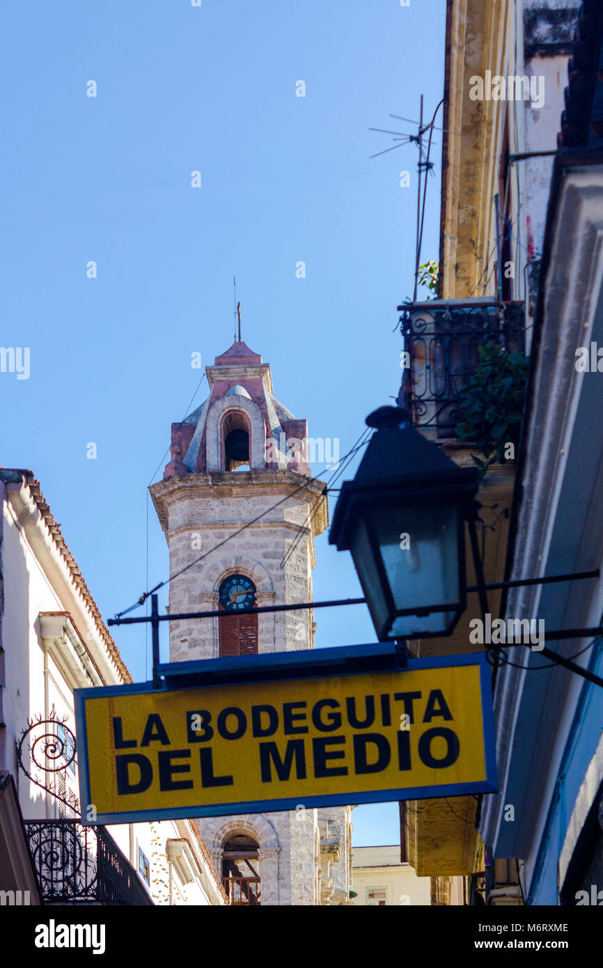 La Bodeguita del Medio, Havana, Cuba - Ernest Hemingway's favourite pub ... La Bodeguita del Medio, Havana, Cuba - Ernest Hemingway's favourite pub ...