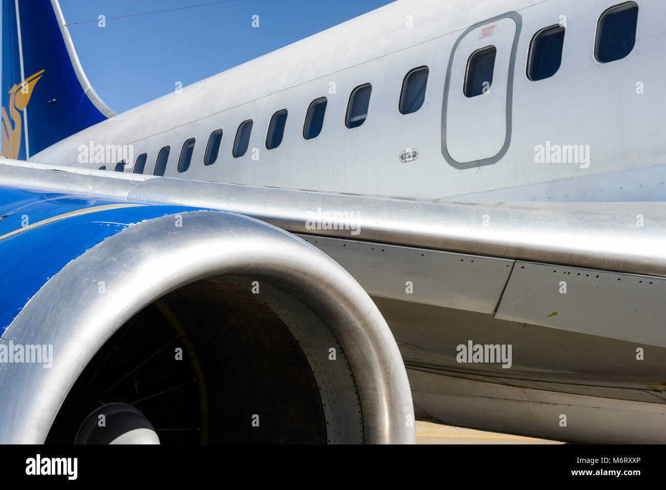 Engine and wing detail of boeing 737-200 / 737-2Q3 with registration ...