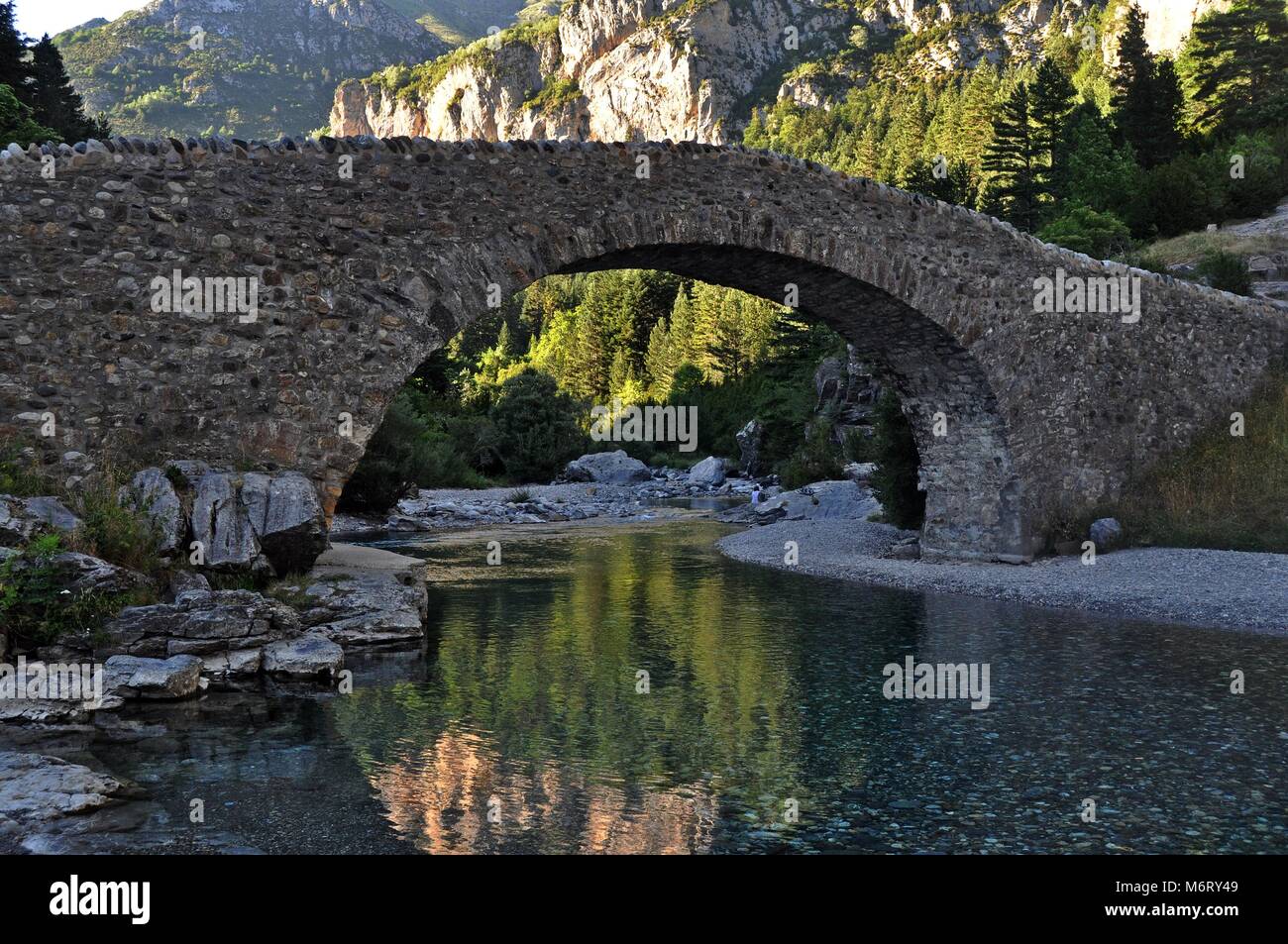 Beautiful stone bridge on Pyrenees Spain Stock Photo - Alamy