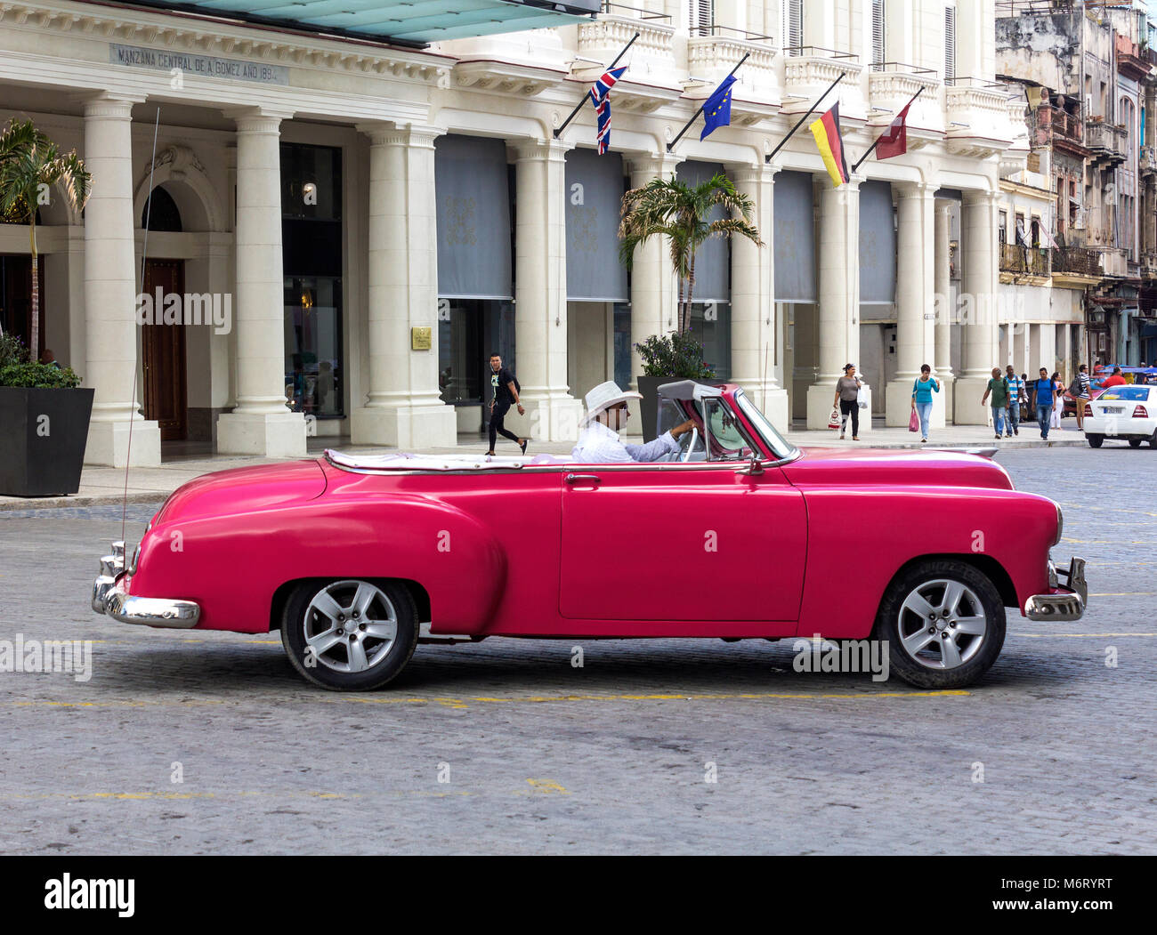 1950s candid hi-res stock photography and images - Alamy