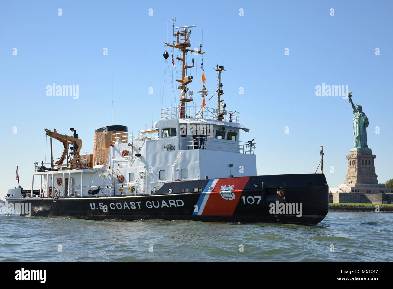 Coast Guard Cutter Penobscot Bay anchored at the Statue of Liberty ...