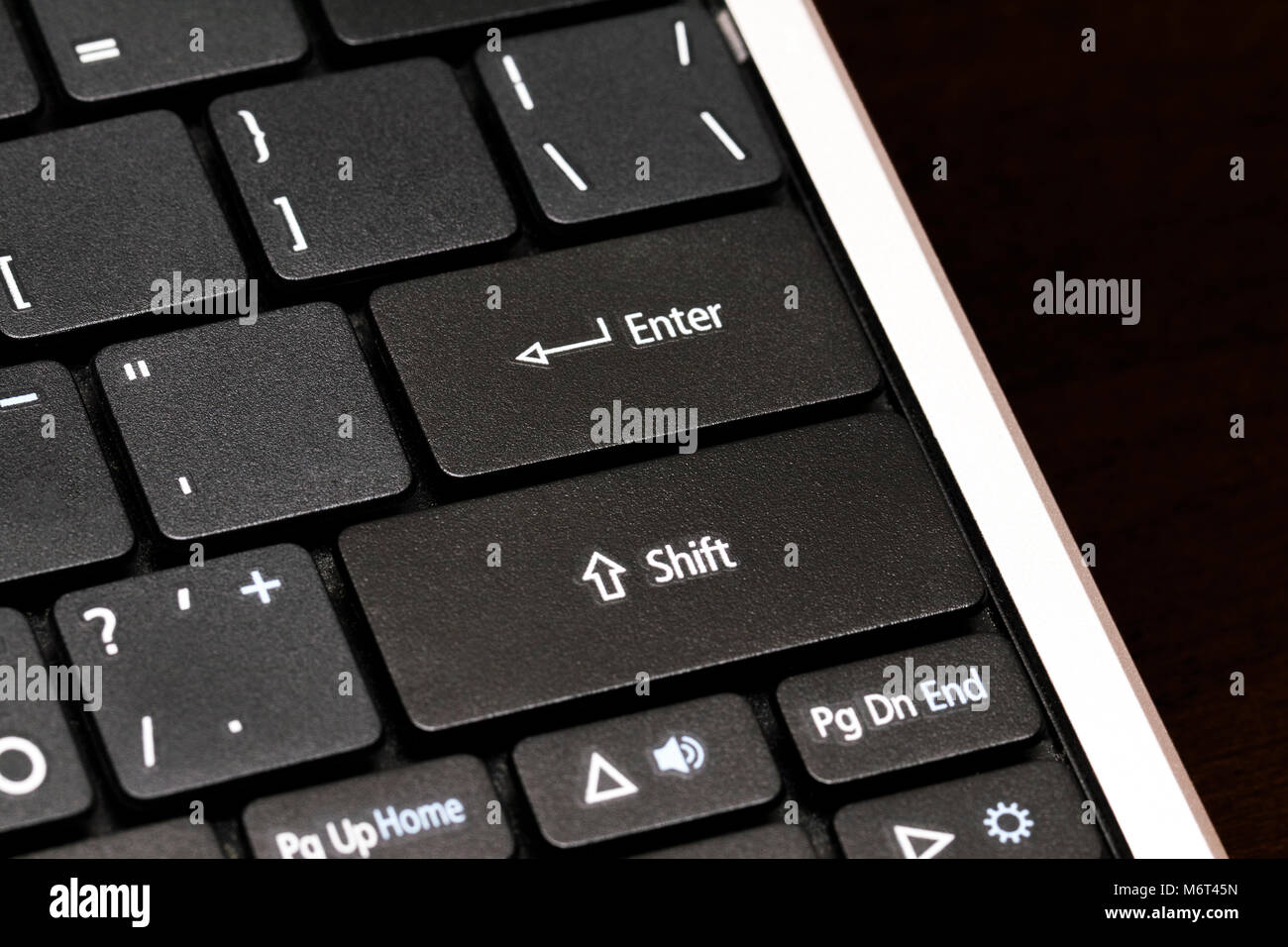 close up blank button on laptop keyboard Stock Photo - Alamy