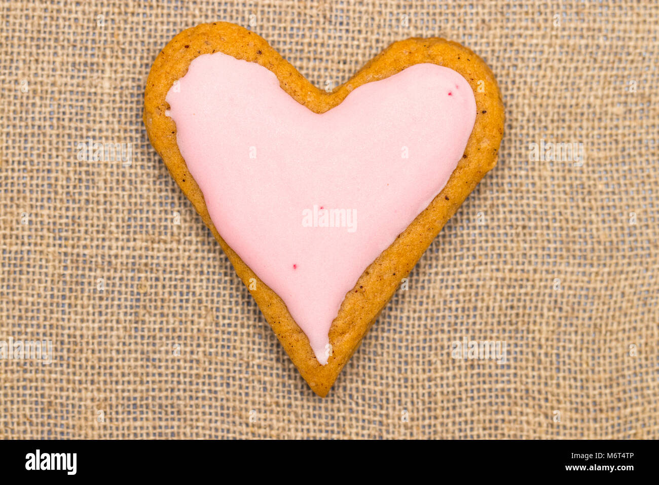 Fragile cookie hi-res stock photography and images - Alamy