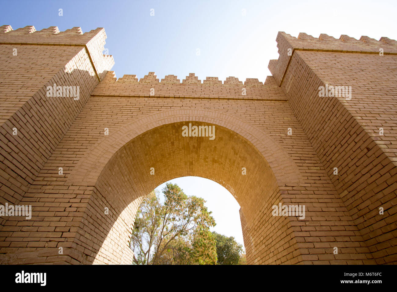 Picture of one of the gates of the ancient city of Babylon, its A huge ...