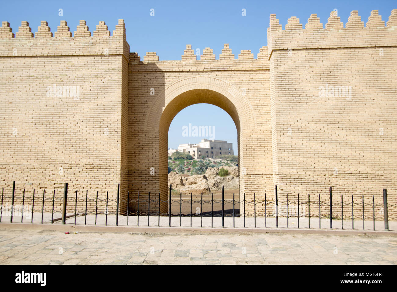 Picture of one of the gates of the ancient city of Babylon, its A huge ...