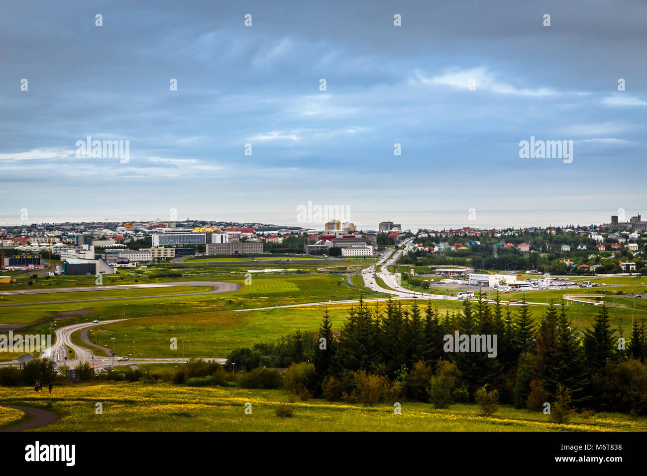 Modern icelandic architecture hi-res stock photography and images - Alamy