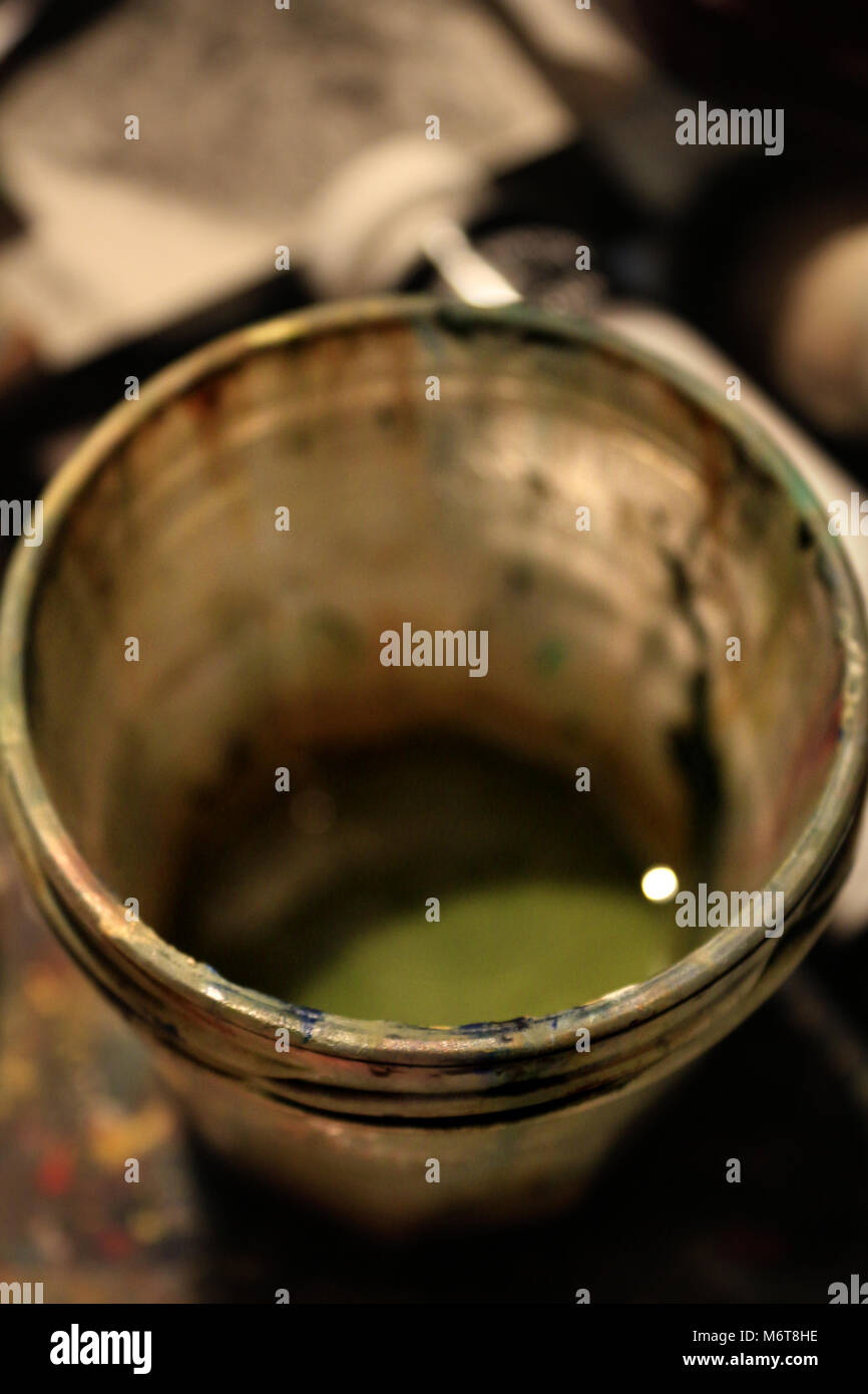 Turps hi-res stock photography and images - Alamy