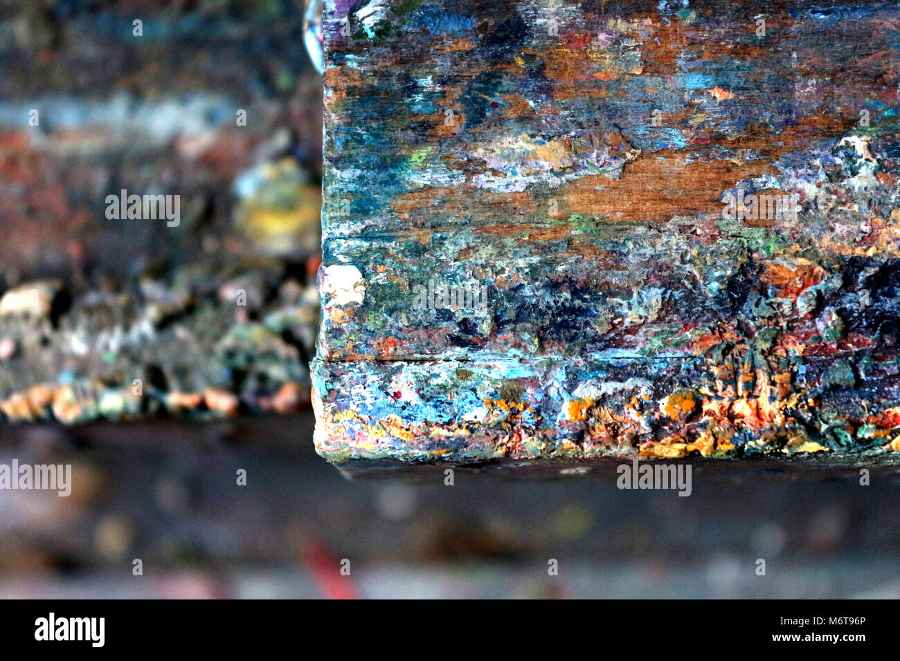Paint spattered Artist's easel with the accumulation of decades Oil ...
