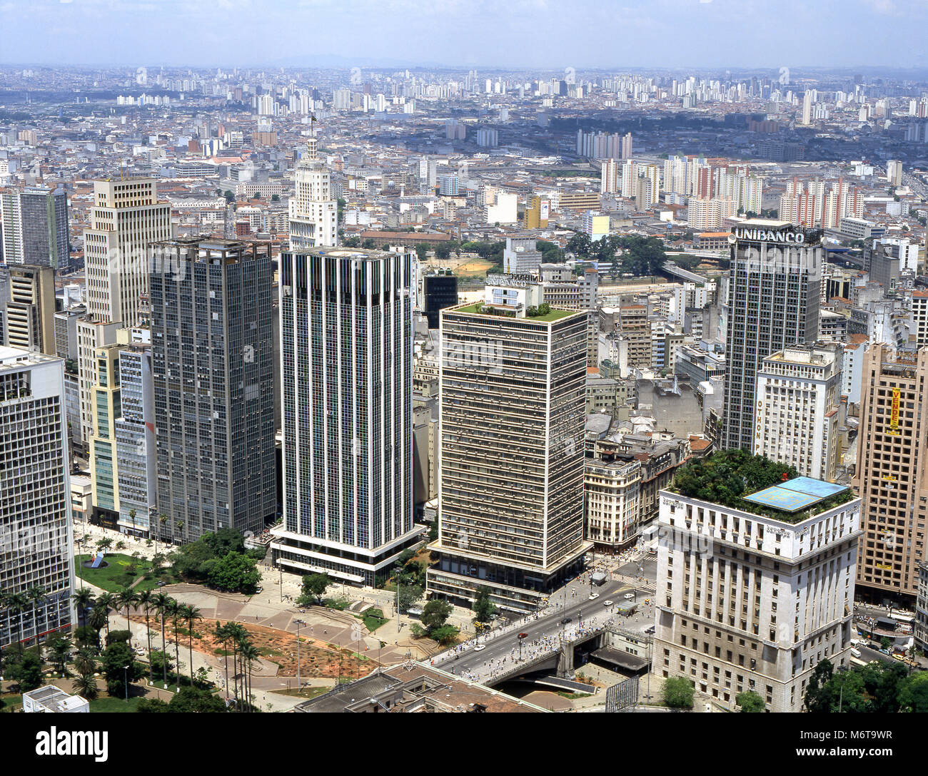 Viaduto do Cha, Vale do Anhangabau, Sao Paulo, Brazil Stock Photo - Alamy