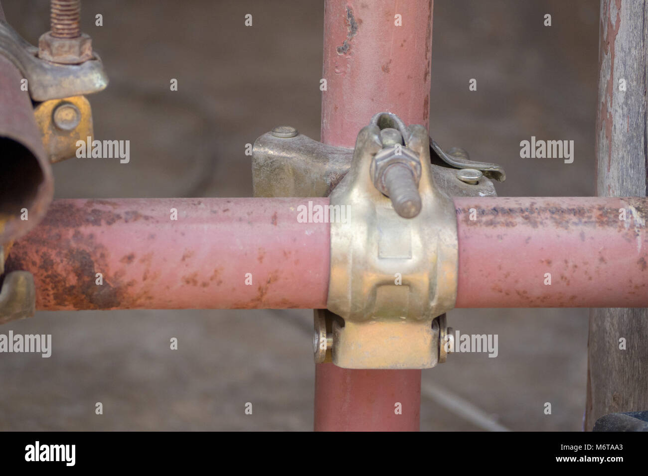 Scaffolding joint hi-res stock photography and images - Alamy