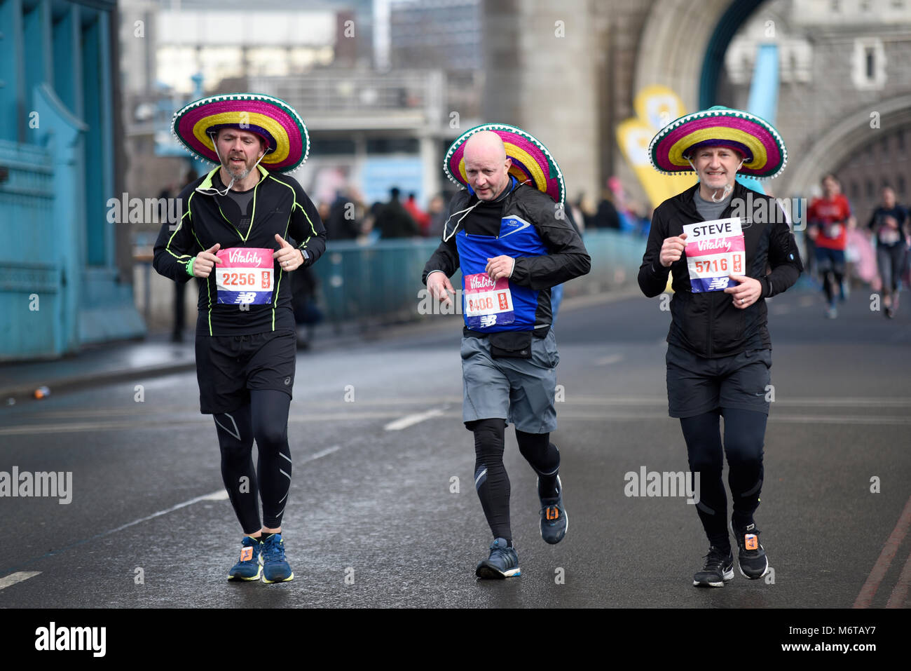 Bruce Dixon 2256 Gary Miles 8408 Steve Offer 5716 running in the ...