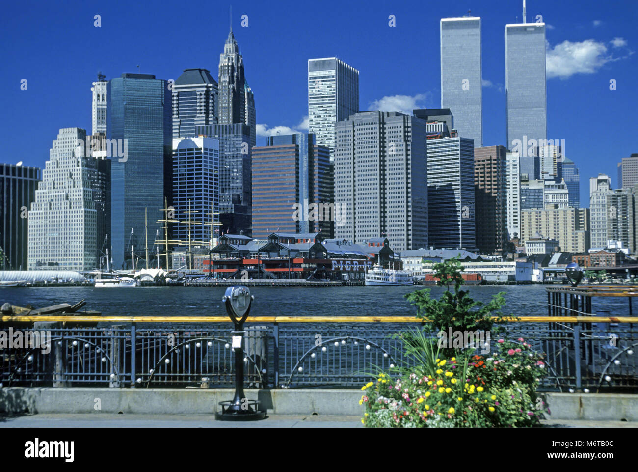 1991 HISTORICAL TWIN TOWERS (©MINORU YAMASAKI 1973) DOWNTOWN SKYLINE ...