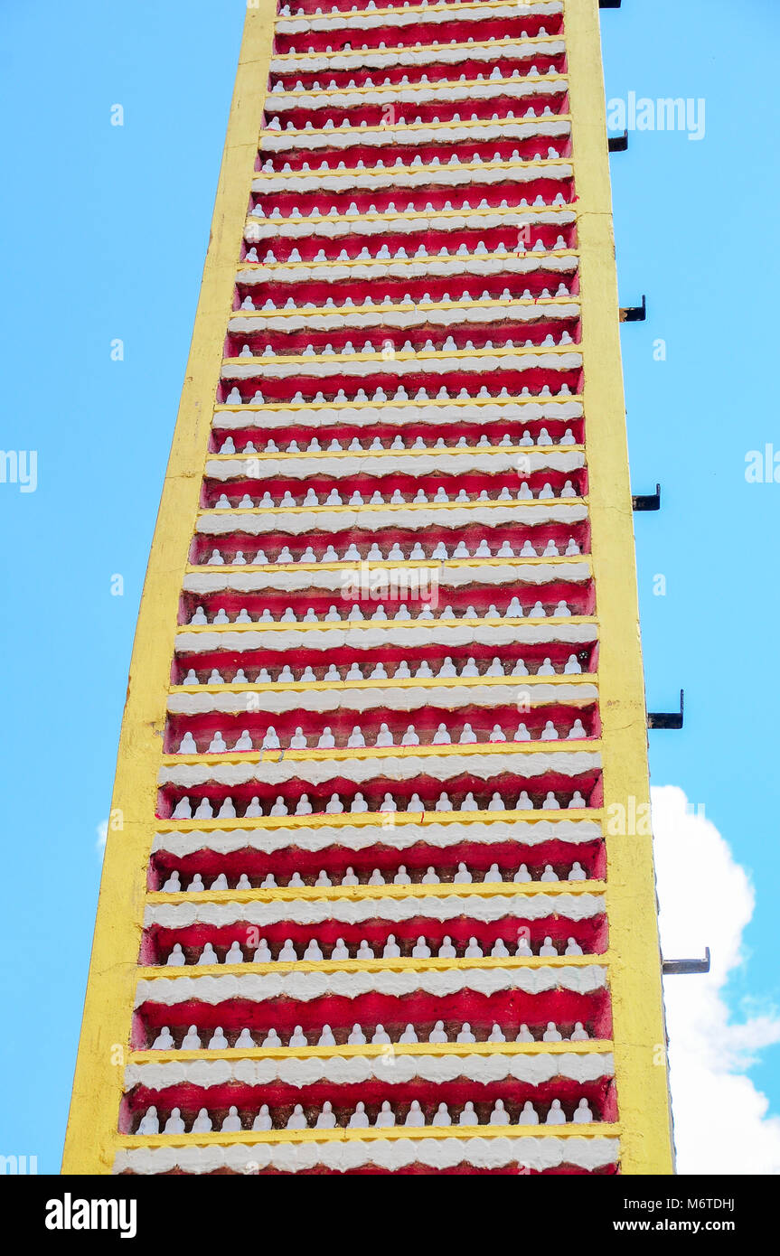 Tiny buddha images hi-res stock photography and images - Alamy