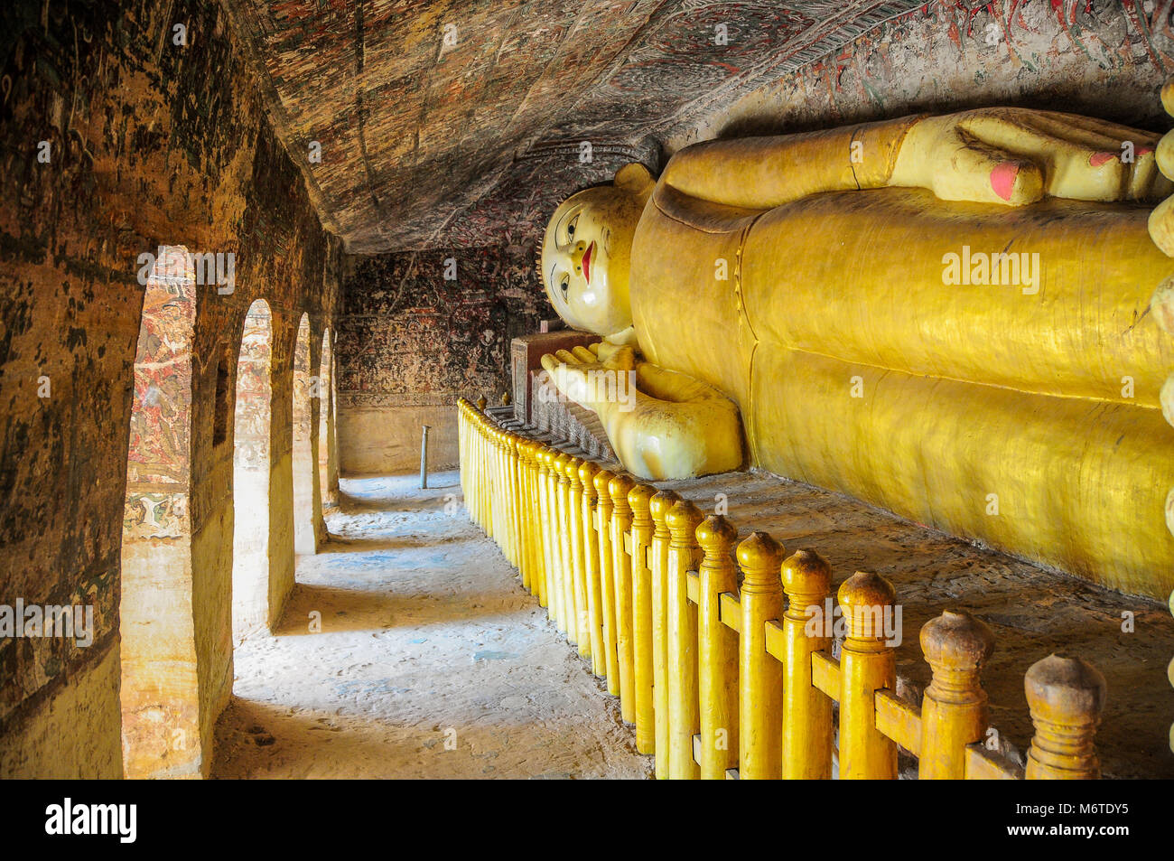 Reclining Buddha at the Po Win Taung Caves, near Monywa, Myanmar Stock ...