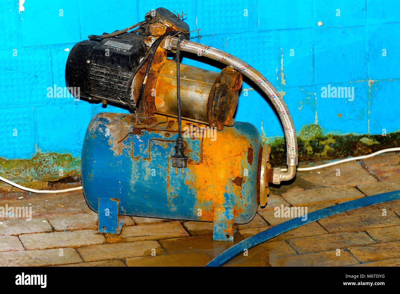Destroyed water pumps hi-res stock photography and images - Alamy