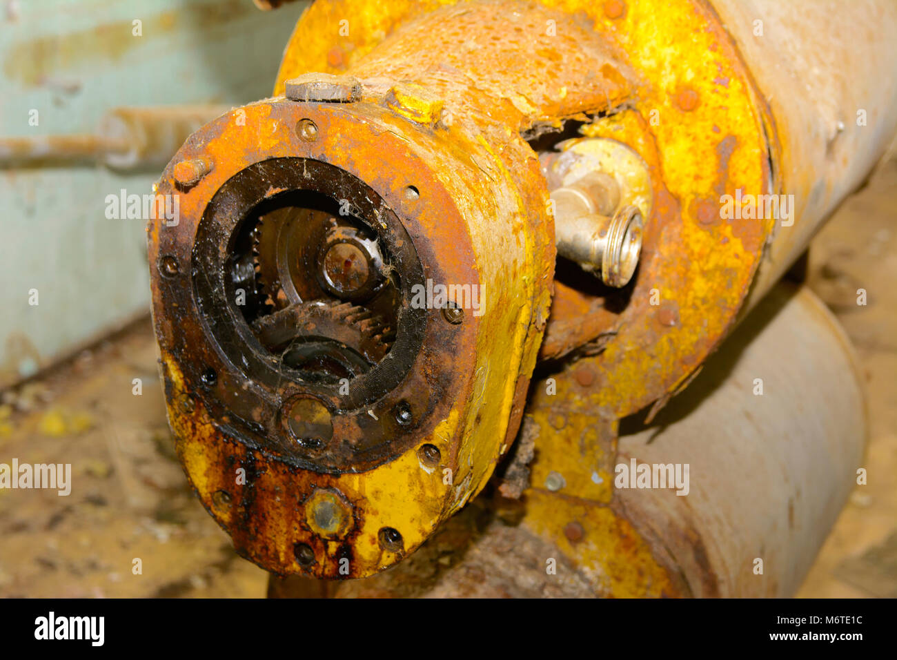 Destroyed water pumps hi-res stock photography and images - Alamy