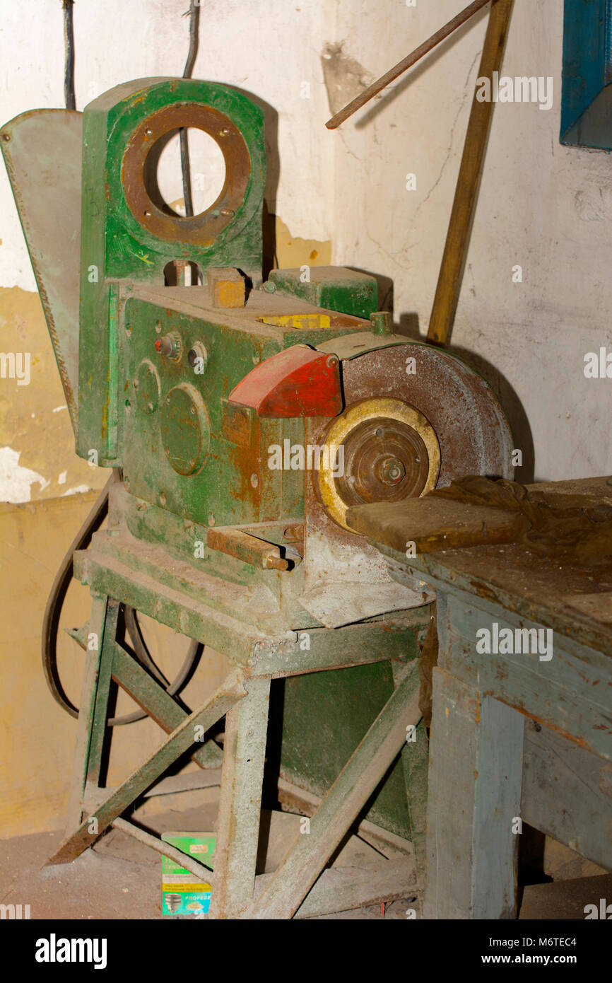 Broken factory machine hi-res stock photography and images - Alamy
