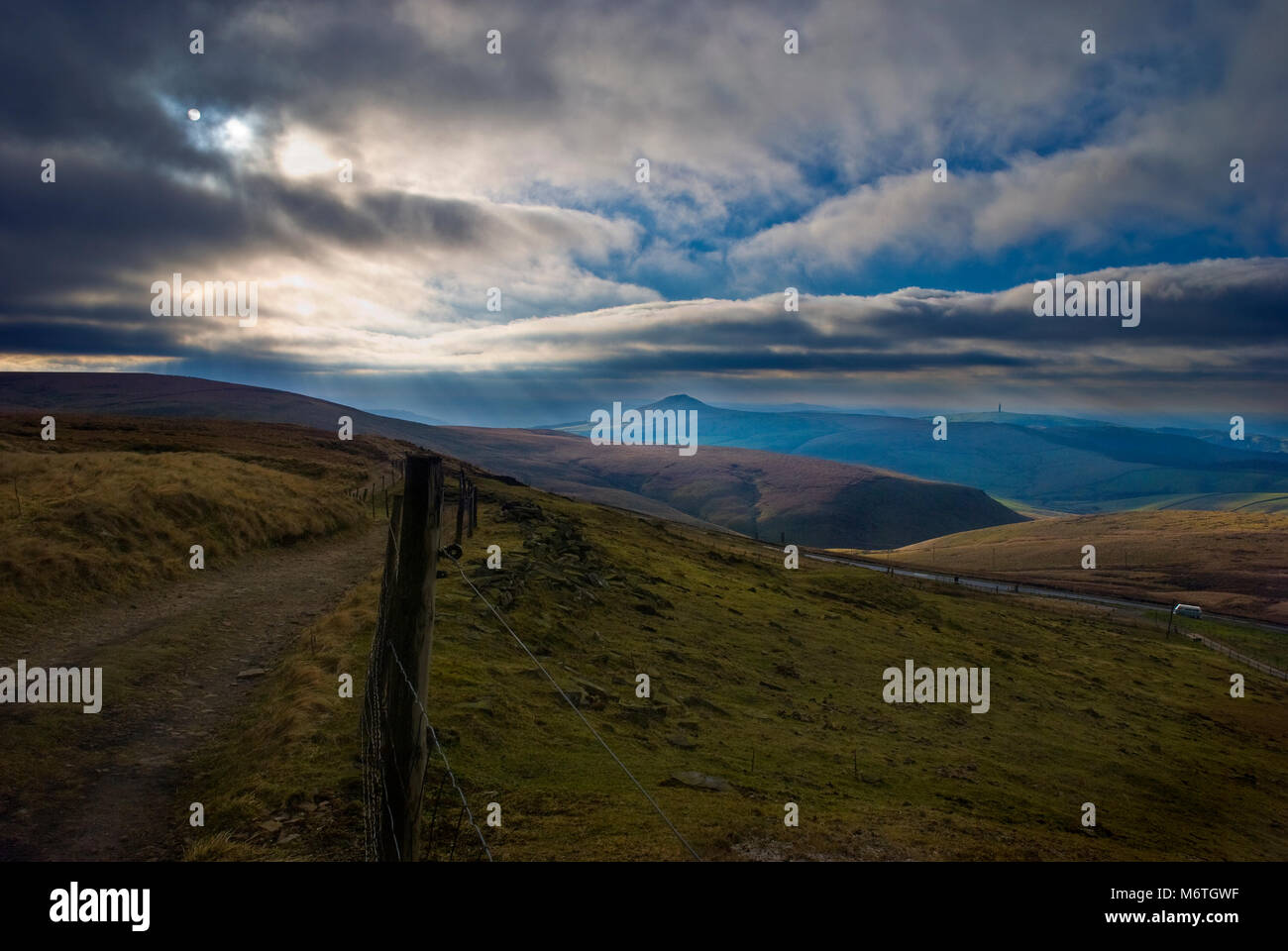 Shining tor peak district hi-res stock photography and images - Alamy