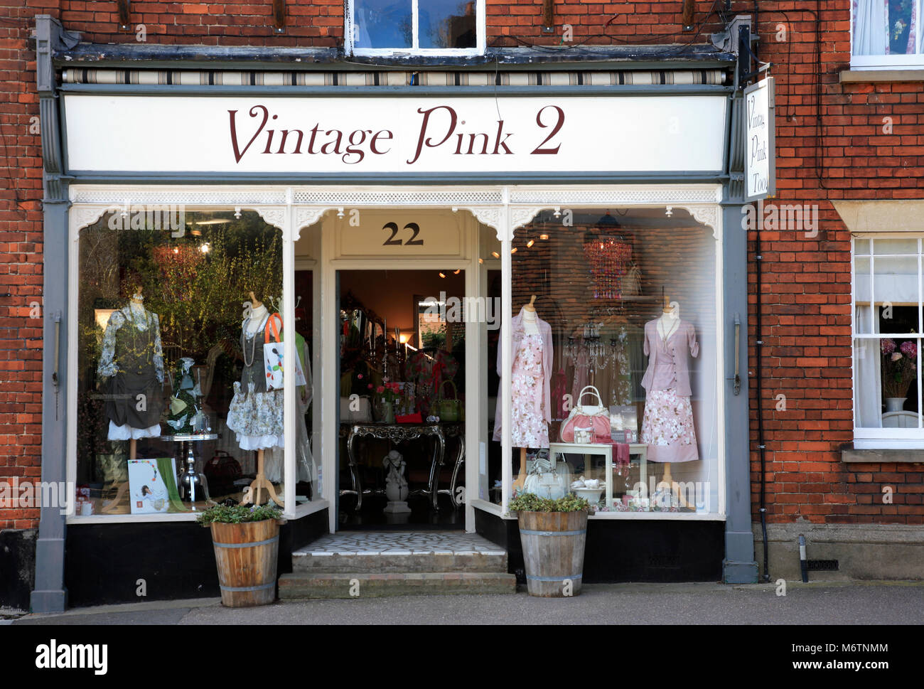 Shops along the high street, Lavenham village, Suffolk County, England ...