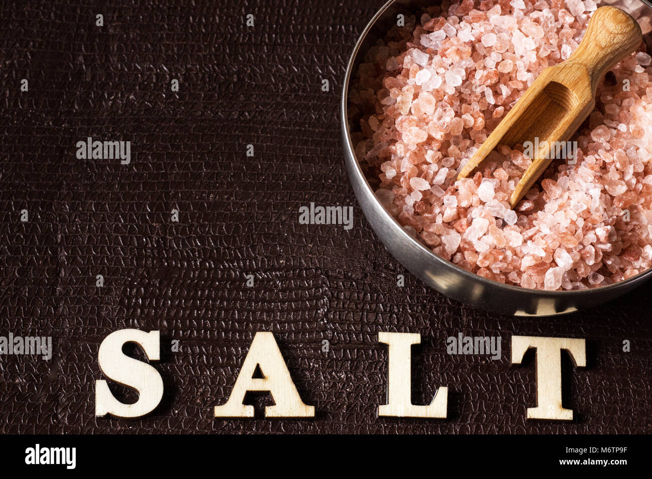himalayan crystal salt Stock Photo - Alamy
