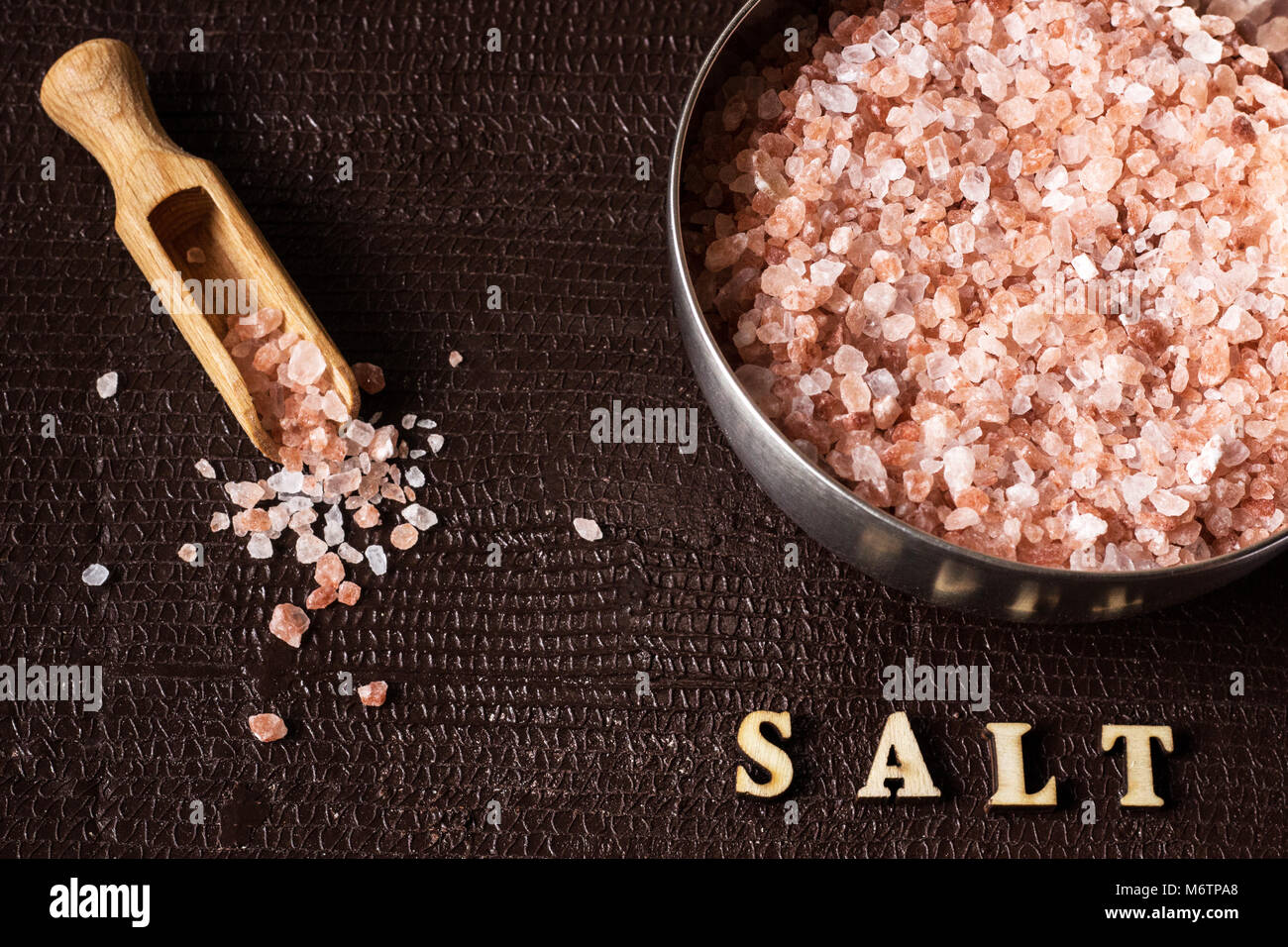 himalayan crystal salt Stock Photo - Alamy