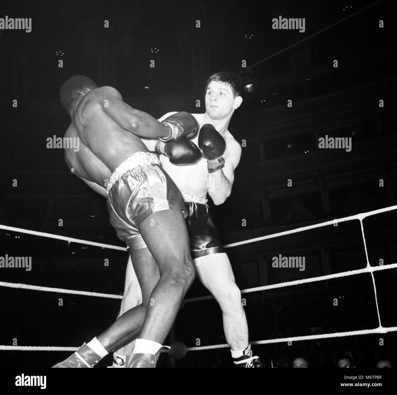 Vic Andreetti (r), the Hoxton, London, lightweight boxer, in action ...