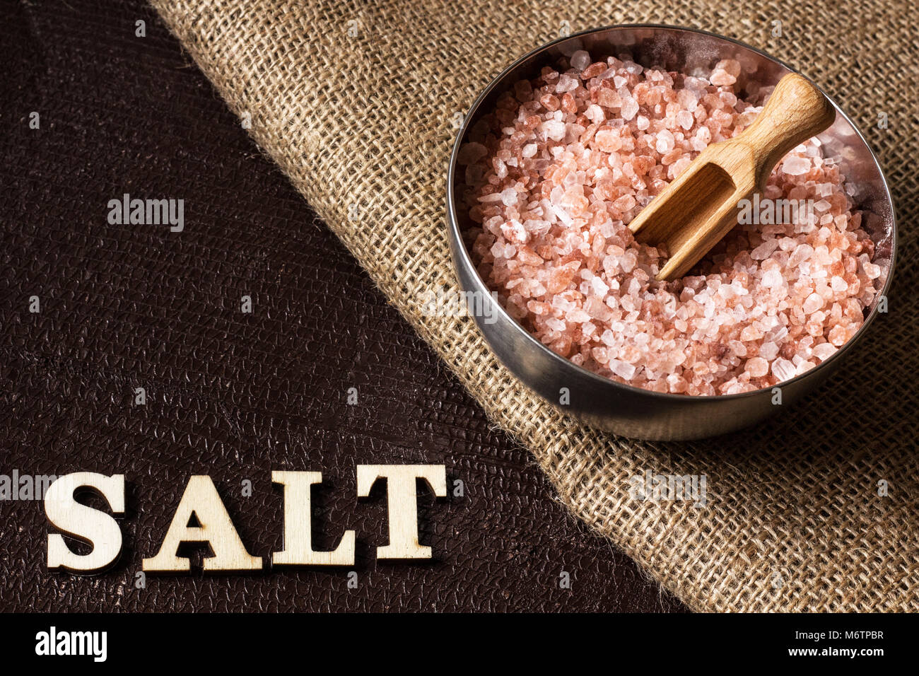himalayan crystal salt Stock Photo - Alamy