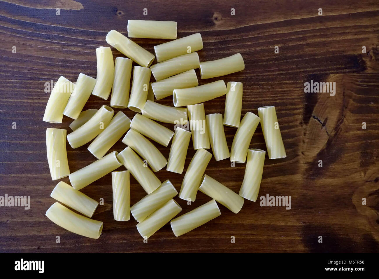 Rigatoni pasta shape hi-res stock photography and images - Alamy