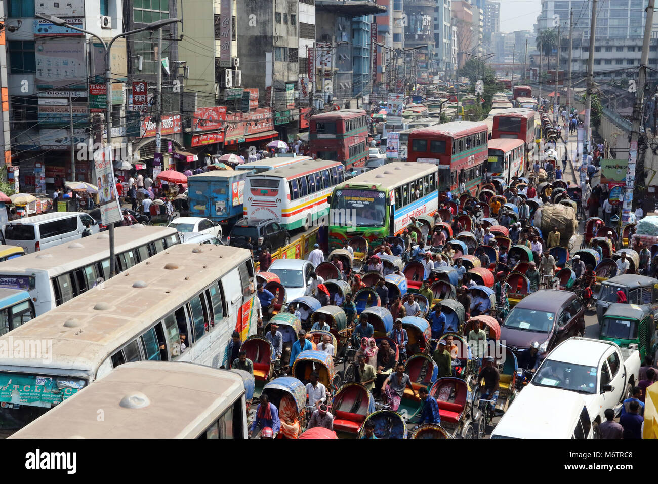 Dhaka traffic jams hi-res stock photography and images - Alamy