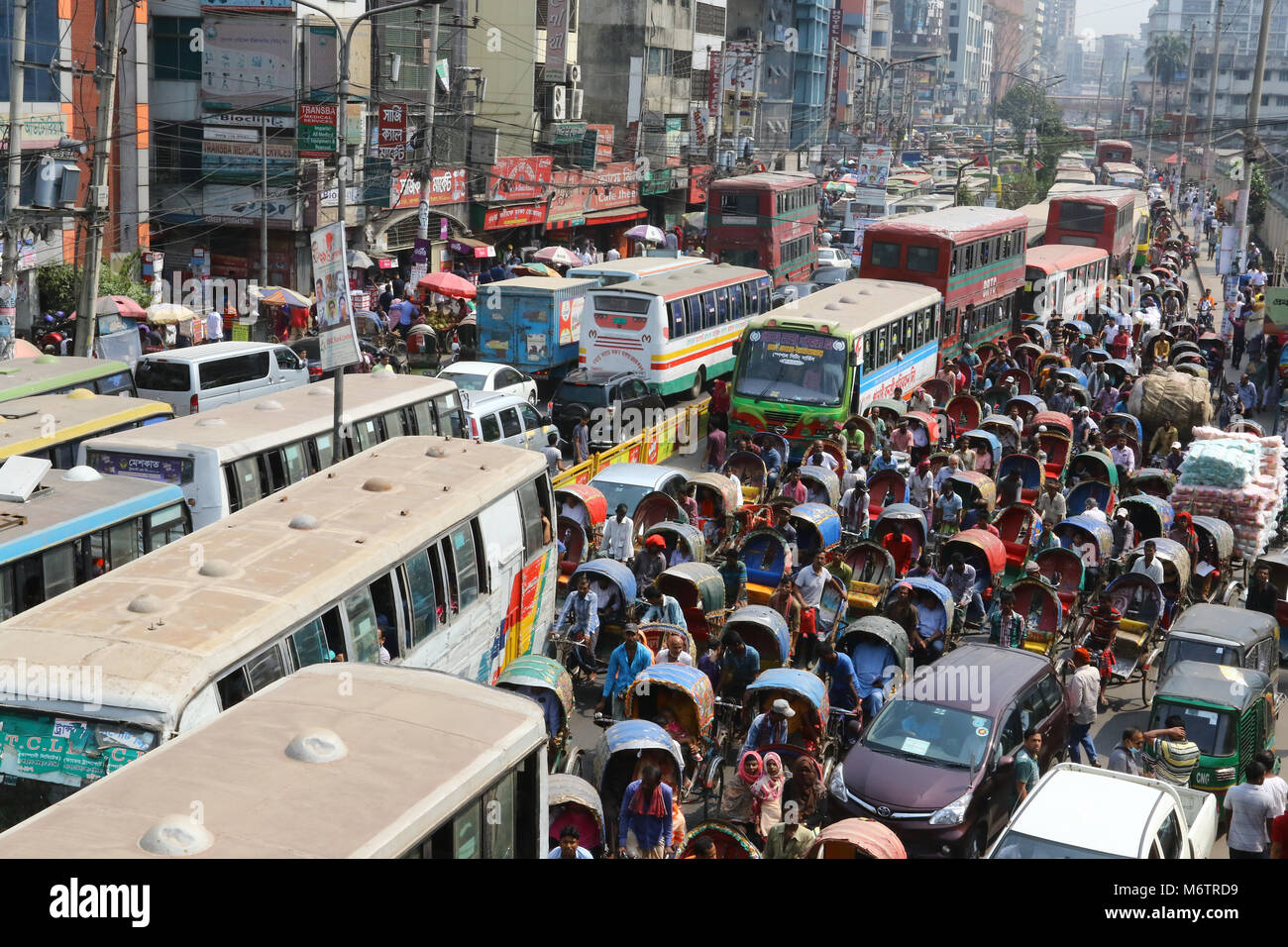 Dhaka traffic jams hi-res stock photography and images - Alamy