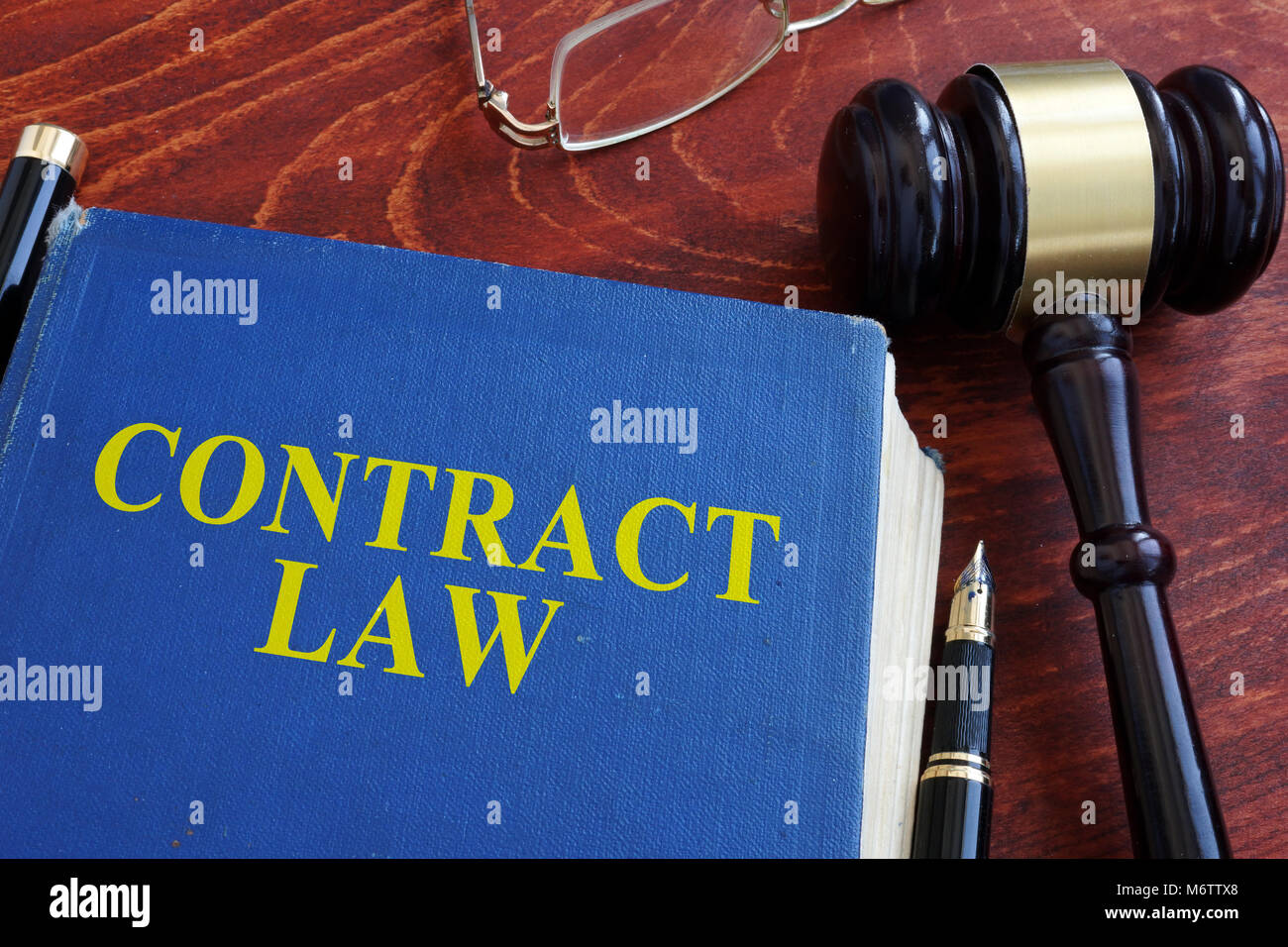 Negotiation contract hi-res stock photography and images - Alamy