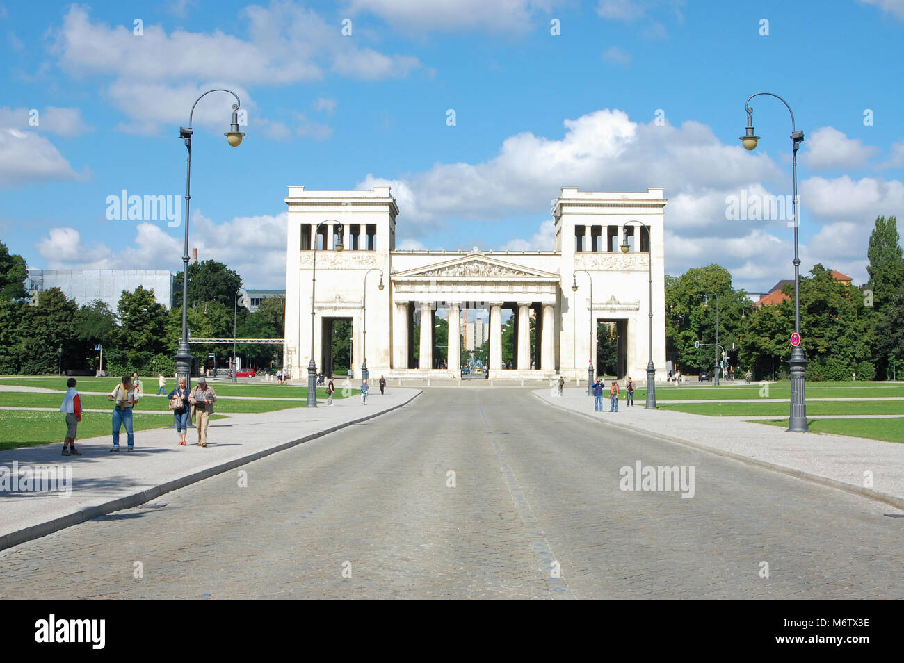 Munchen propylaea hi-res stock photography and images - Alamy