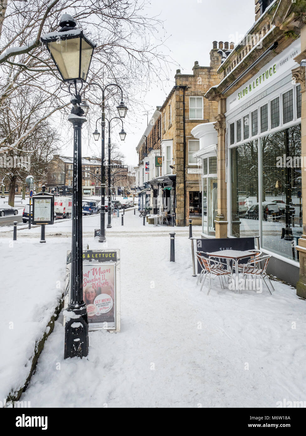 Sbow scene harrogate hi-res stock photography and images - Alamy