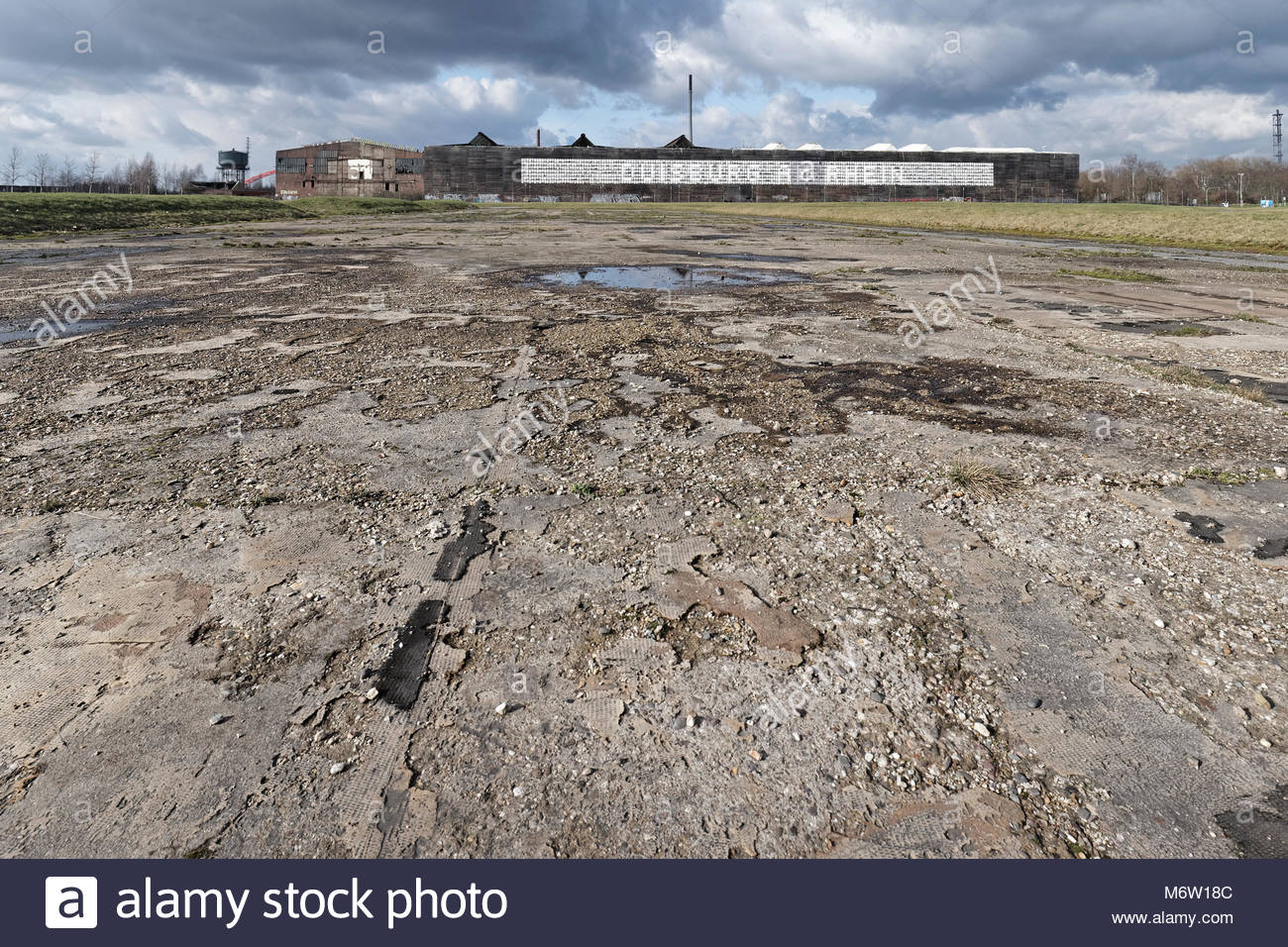 Industrial Wasteland Stock Photos & Industrial Wasteland Stock Images ...