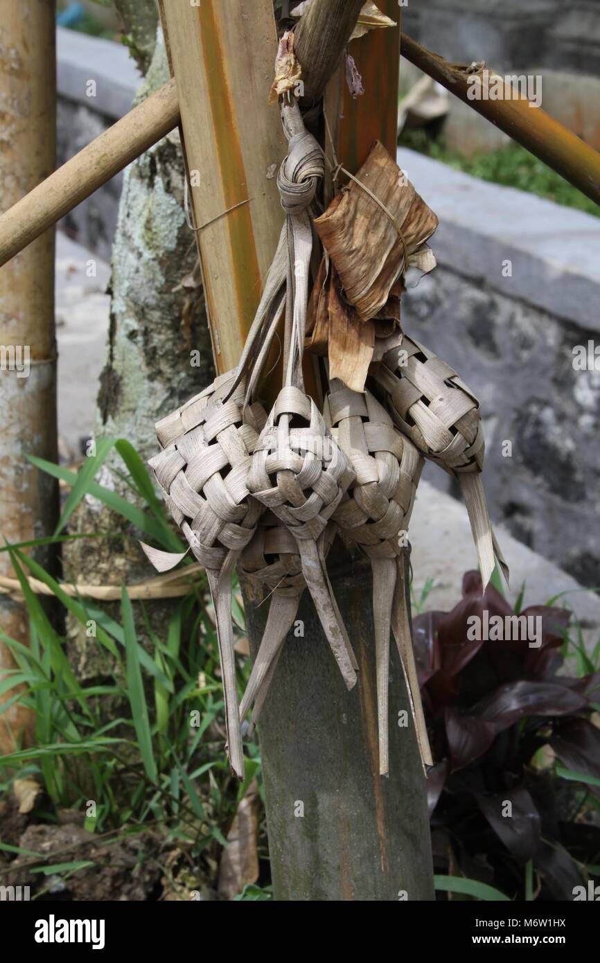 Traditional balinese offering baskets hi-res stock photography and ...