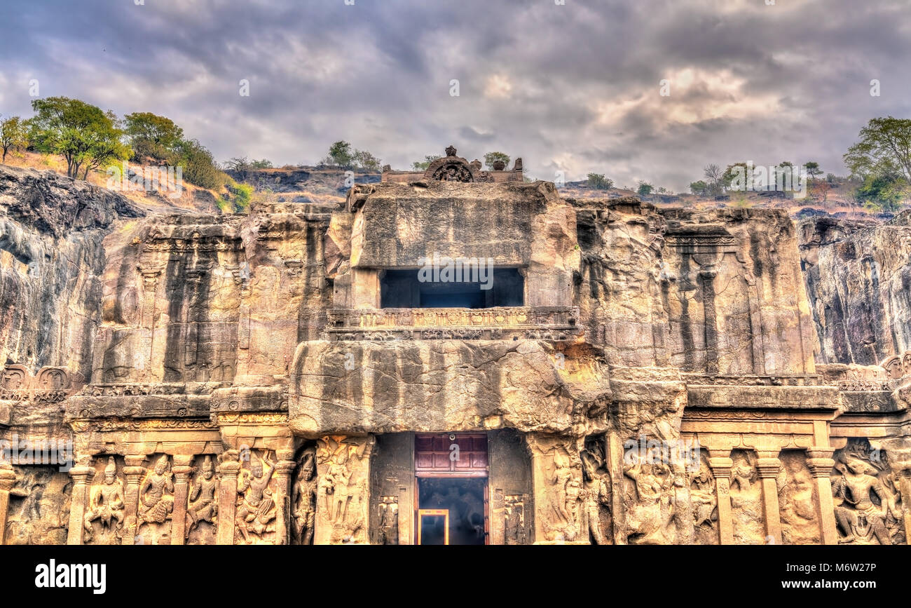 The Kailasa temple, cave 16 in Ellora complex. UNESCO world heritage ...