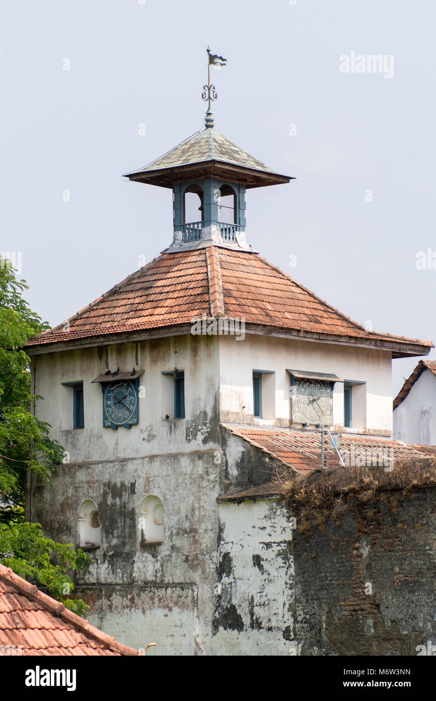 The Paradesi Synagogue in 'Jew Town', Mattancherry, Cochin, Kochi ...