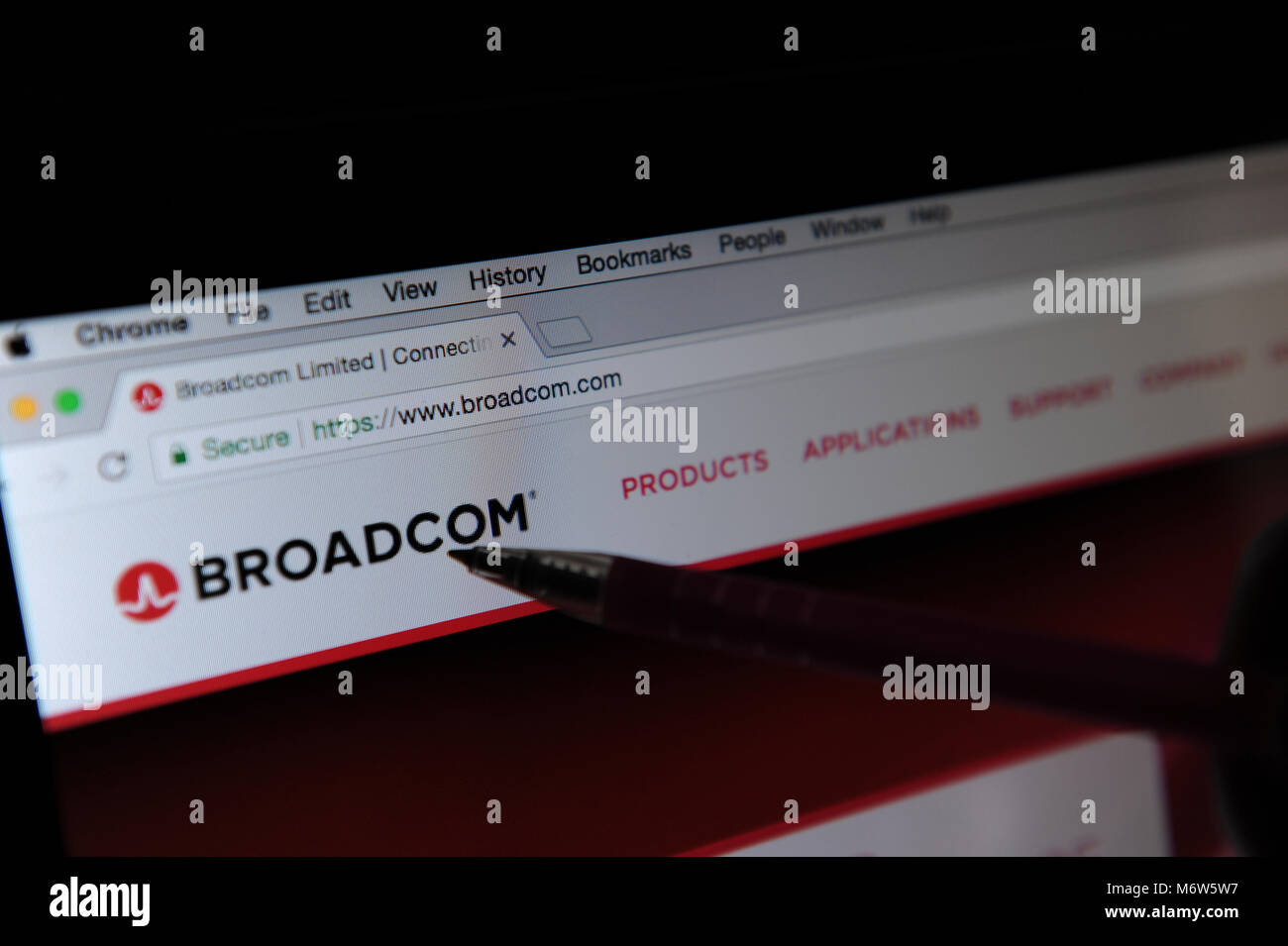 Broadcom com hi-res stock photography and images - Alamy