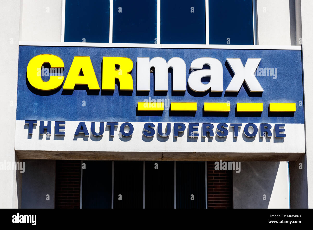Indianapolis - Circa March 2018: CarMax Auto Dealership. CarMax is the ...