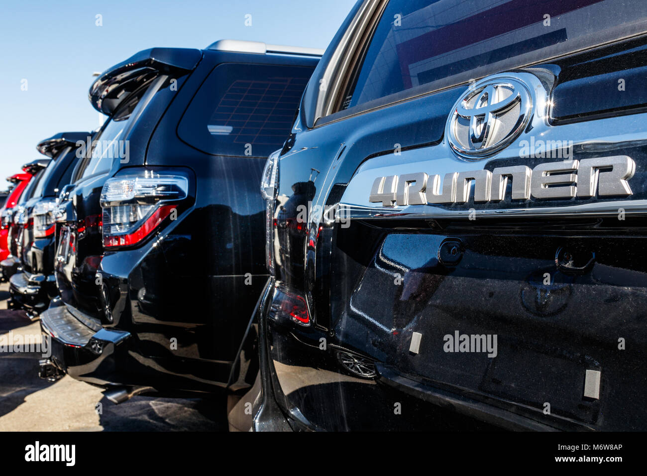 Indianapolis - Circa March 2018: Local Toyota Car and SUV Dealership ...