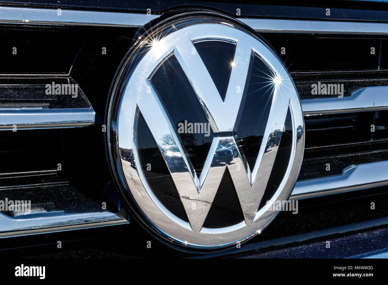 Vow marketing logo hi-res stock photography and images - Alamy