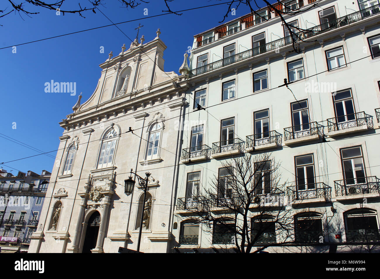 Old building, Lisbon, Portugal Stock Photo - Alamy