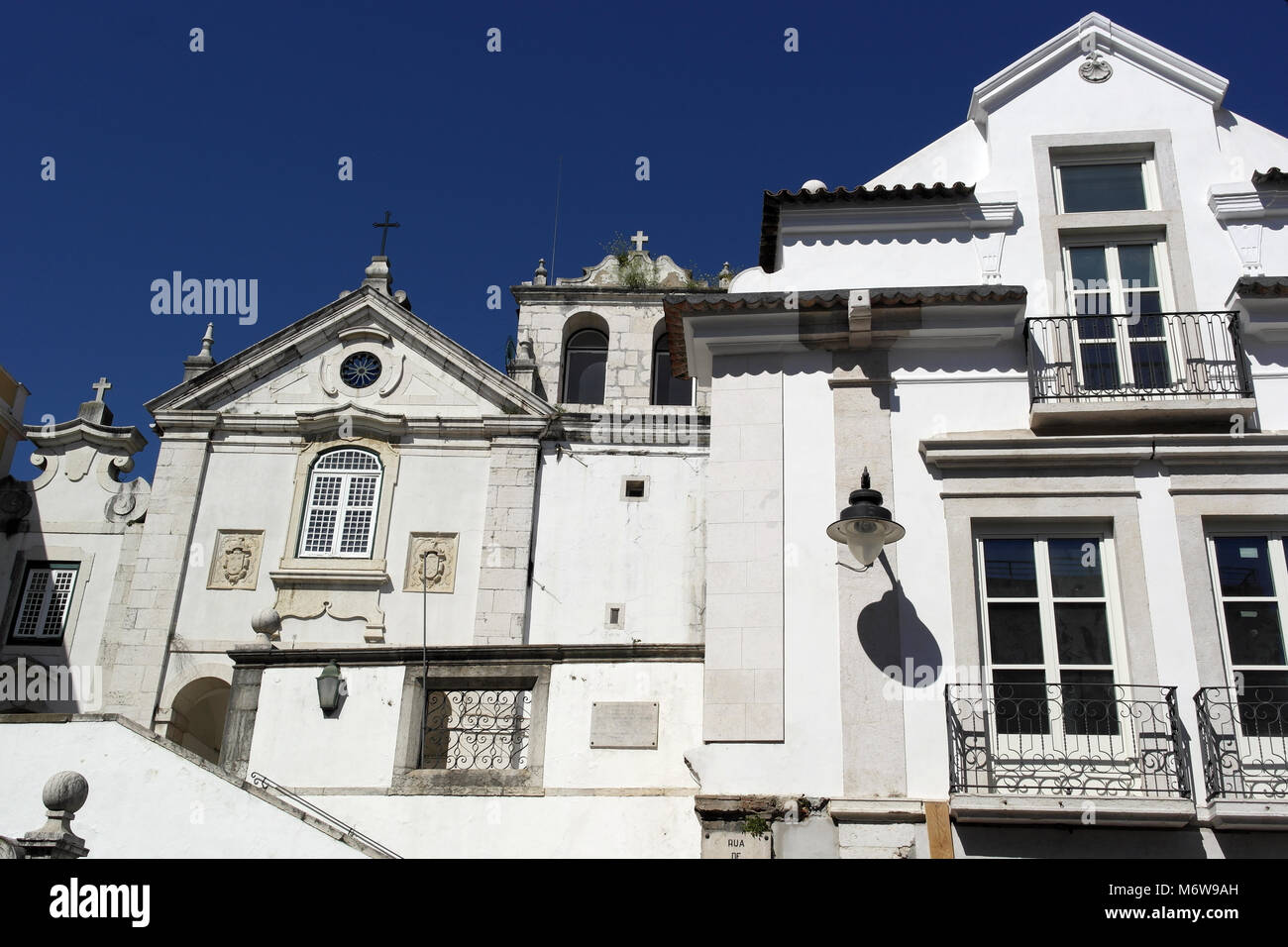 Old building, Lisbon, Portugal Stock Photo - Alamy