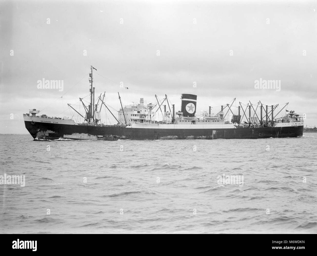 Refrigerated cargo ship hi-res stock photography and images - Alamy
