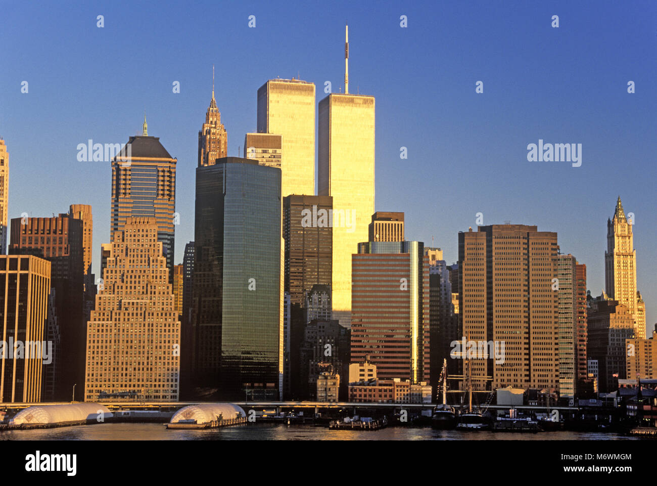1999 HISTORICAL TWIN TOWERS (©MINORU YAMASAKI 1973) DOWNTOWN SKYLINE ...